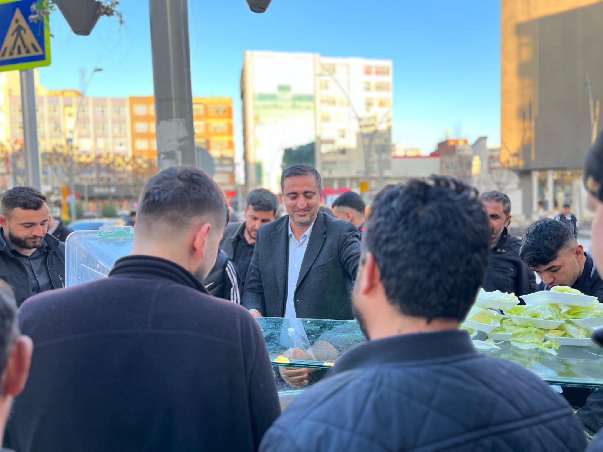 Ramanlı: Gelin, umutları birlikte yeşertelim – Batman Yön Gazetesi